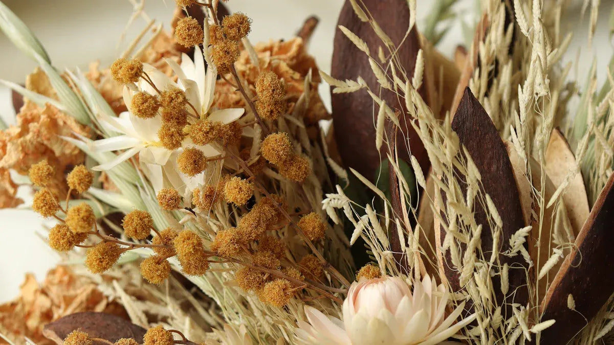 What Are Eternal Flowers and Why Do They Last So Long – MounTova